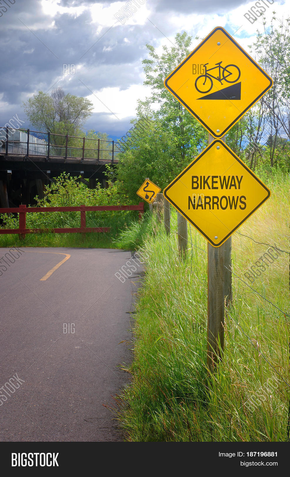 Bikeway Narrows Sign Image & Photo (Free Trial) | Bigstock