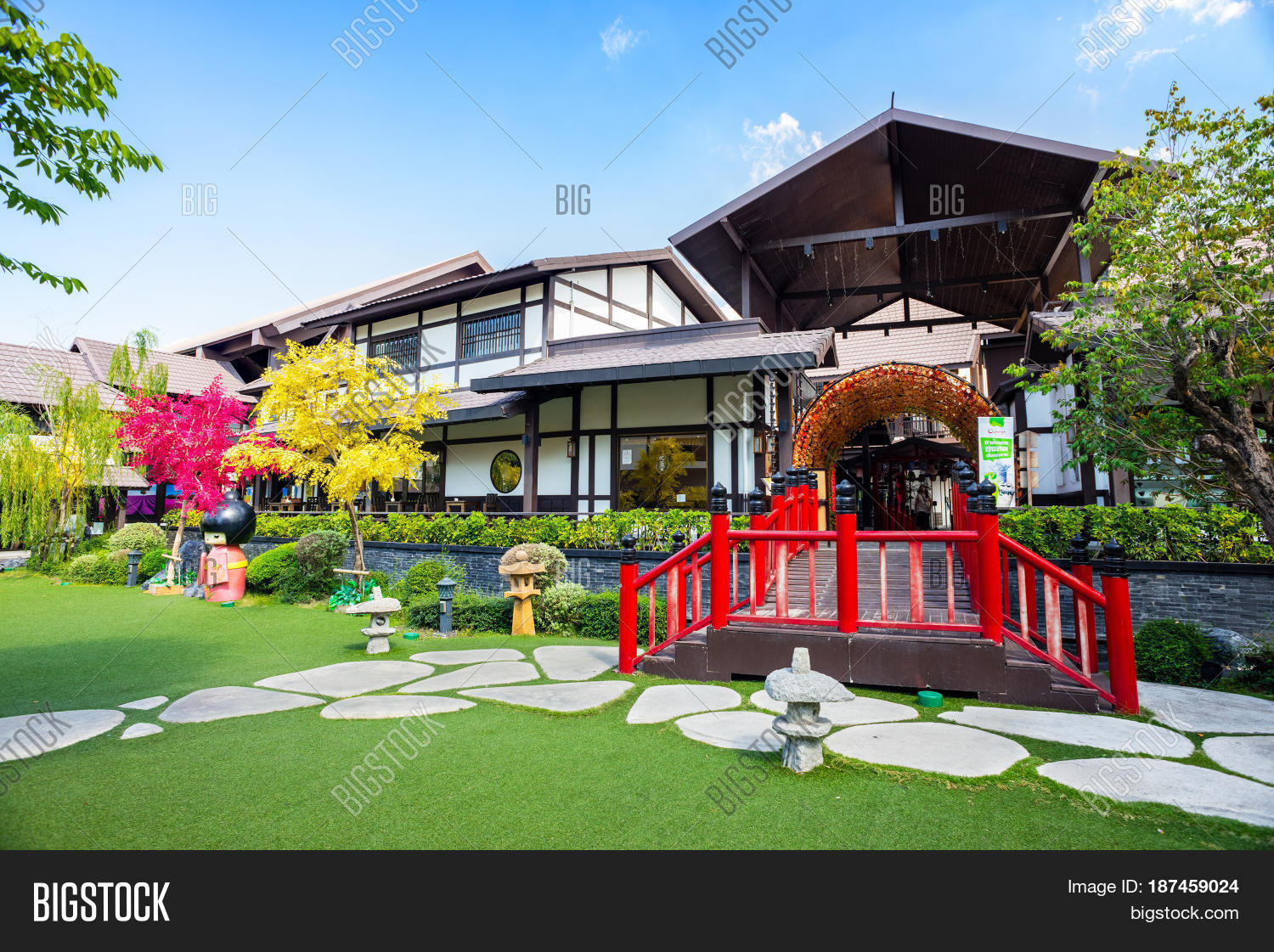 J-park Image & Photo (Free Trial) | Bigstock
