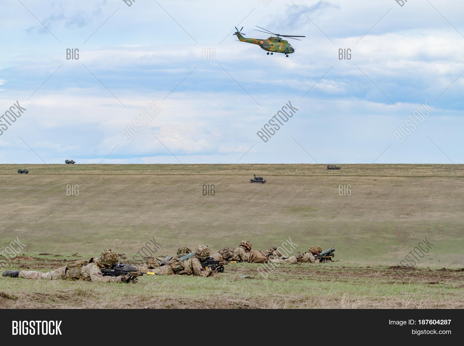 British Army Personnel Image & Photo (Free Trial) | Bigstock