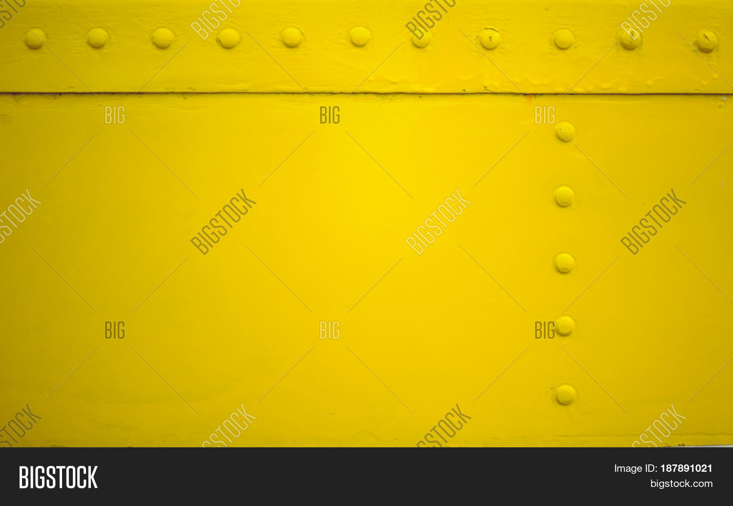 Yellow Metal Plate Image & Photo (Free Trial) | Bigstock