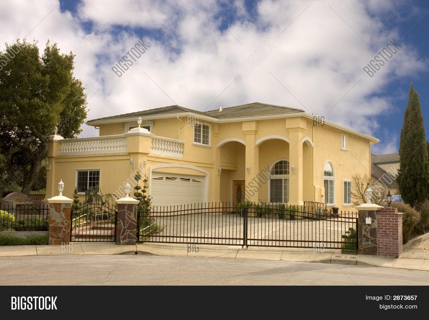 Gated Home Image & Photo (Free Trial) | Bigstock