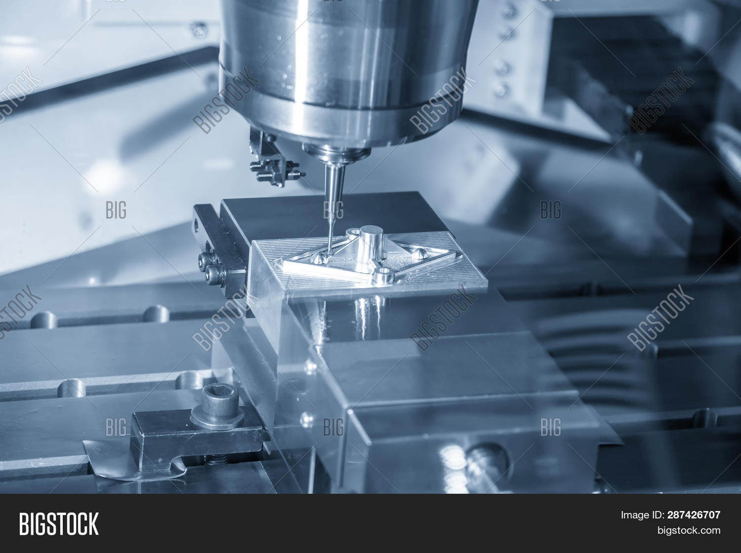 Cnc Milling Machine Image & Photo (Free Trial) | Bigstock