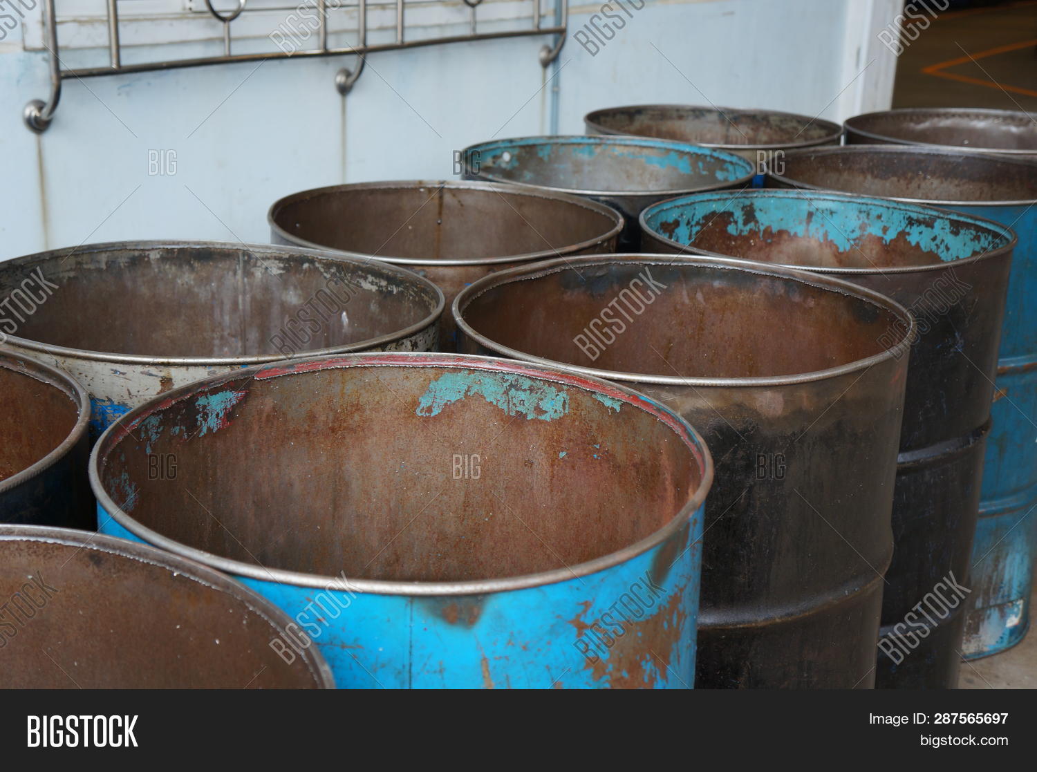 Top View Tank 200 Image & Photo (Free Trial) | Bigstock