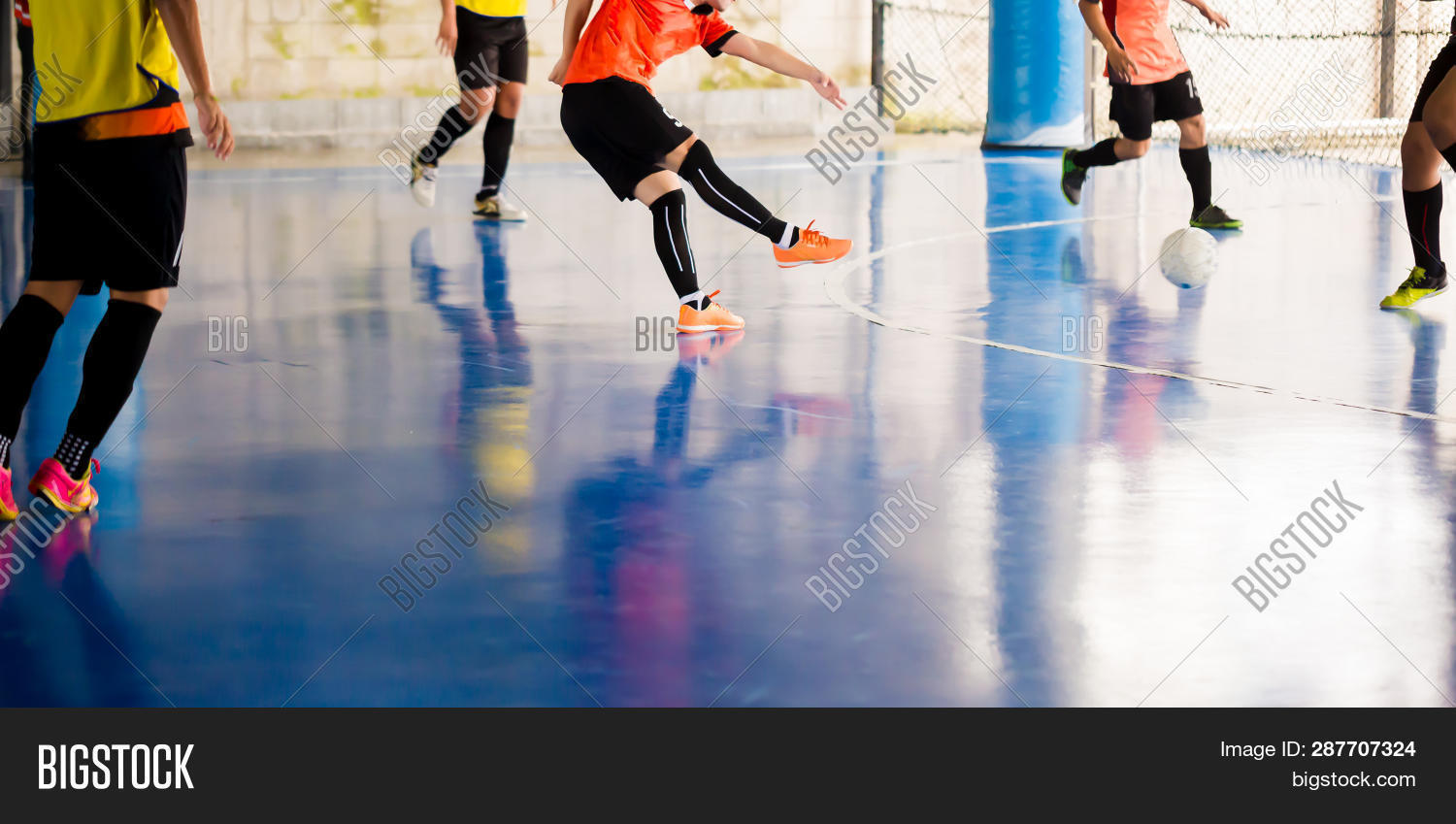 Futsal Player Trap Image & Photo (Free Trial) | Bigstock