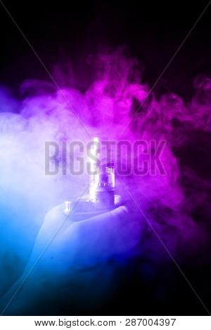 Male Hand Holds Vape Image & Photo (Free Trial) | Bigstock