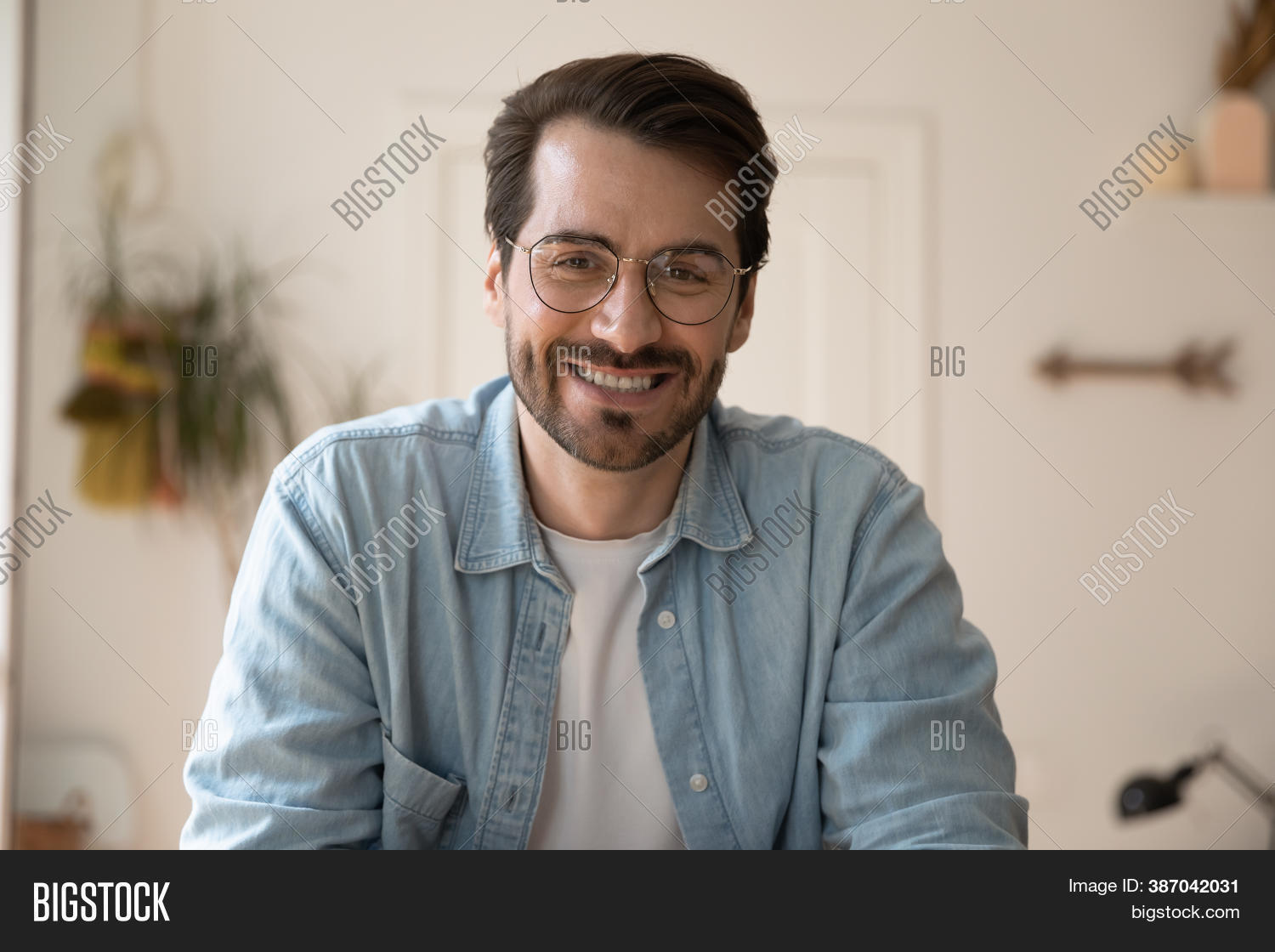 Headshot Smiling Man Image & Photo (Free Trial) | Bigstock