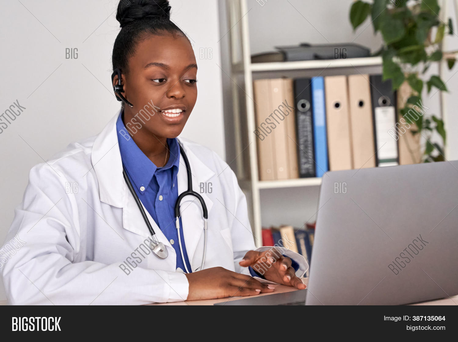 African Female Doctor Image & Photo (Free Trial) | Bigstock