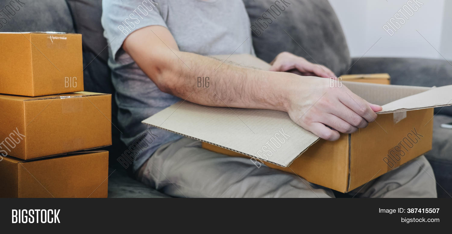 Small Business Parcel Image & Photo (Free Trial) | Bigstock