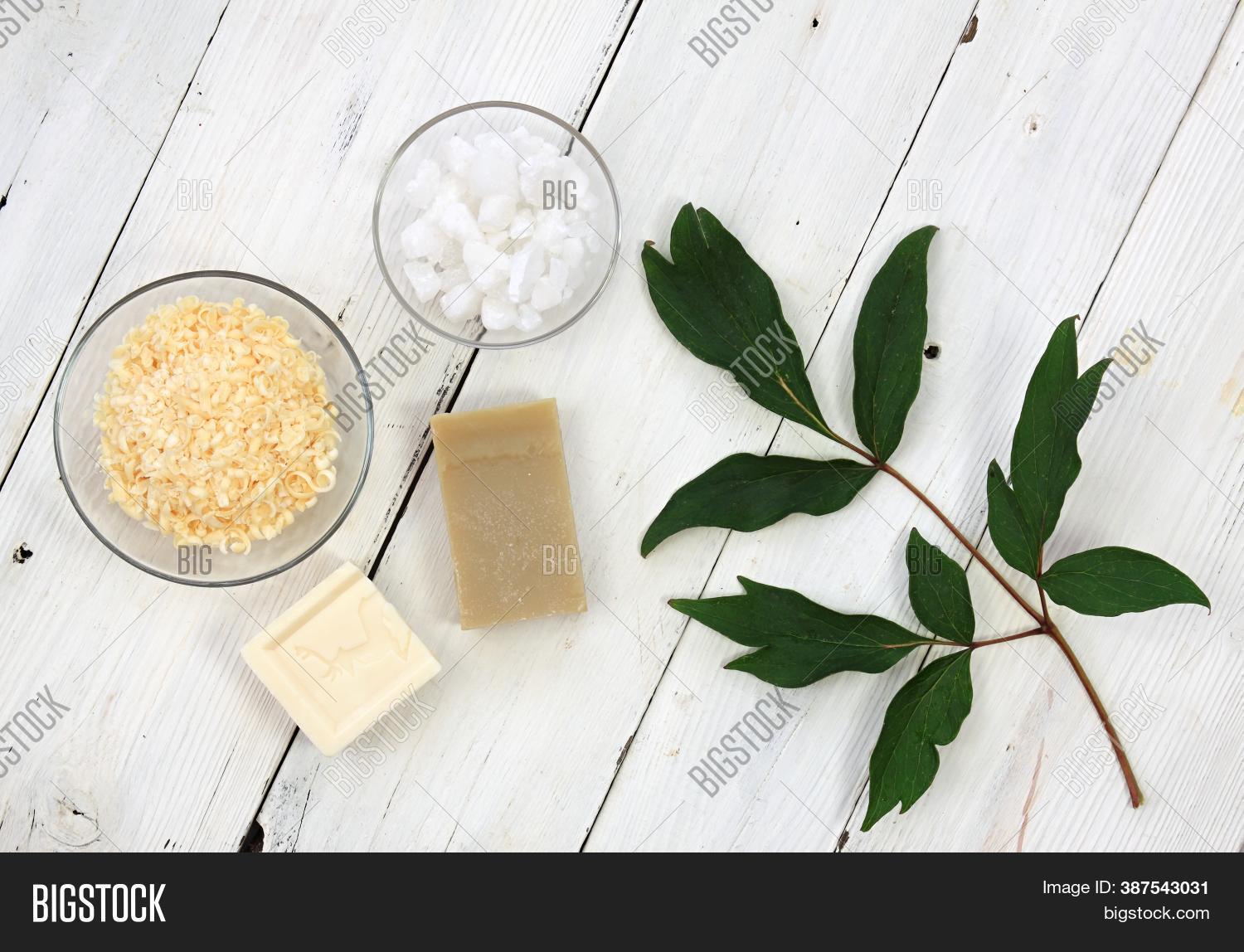 Imagen y foto Grated Soap Natural (prueba gratis) | Bigstock