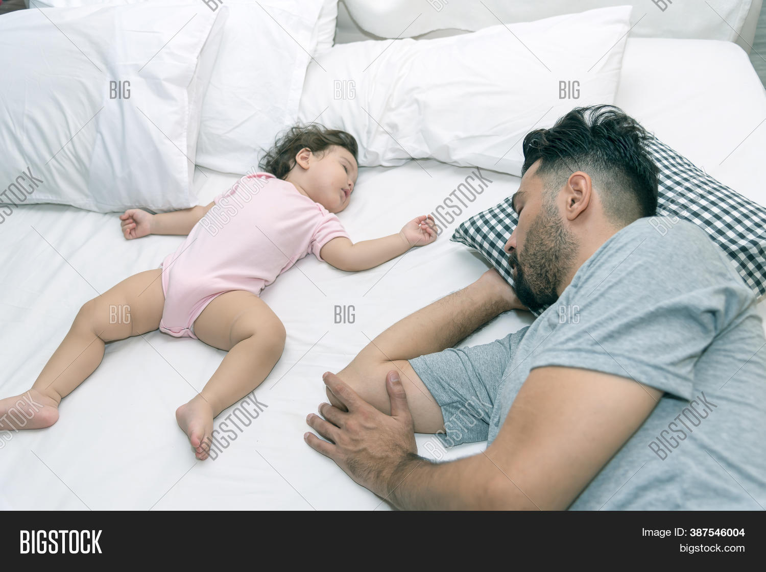 Babies Sleeping With Father