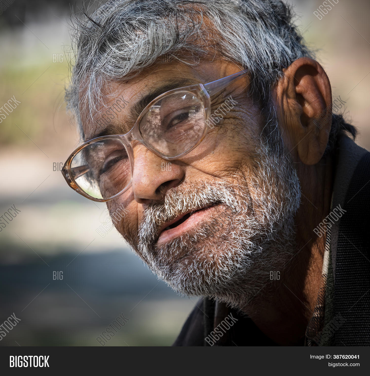 Homeless Beggar Man Image & Photo (Free Trial) | Bigstock