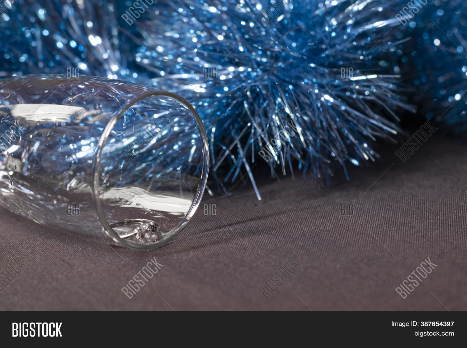 Engagement Ring Image & Photo (Free Trial) | Bigstock