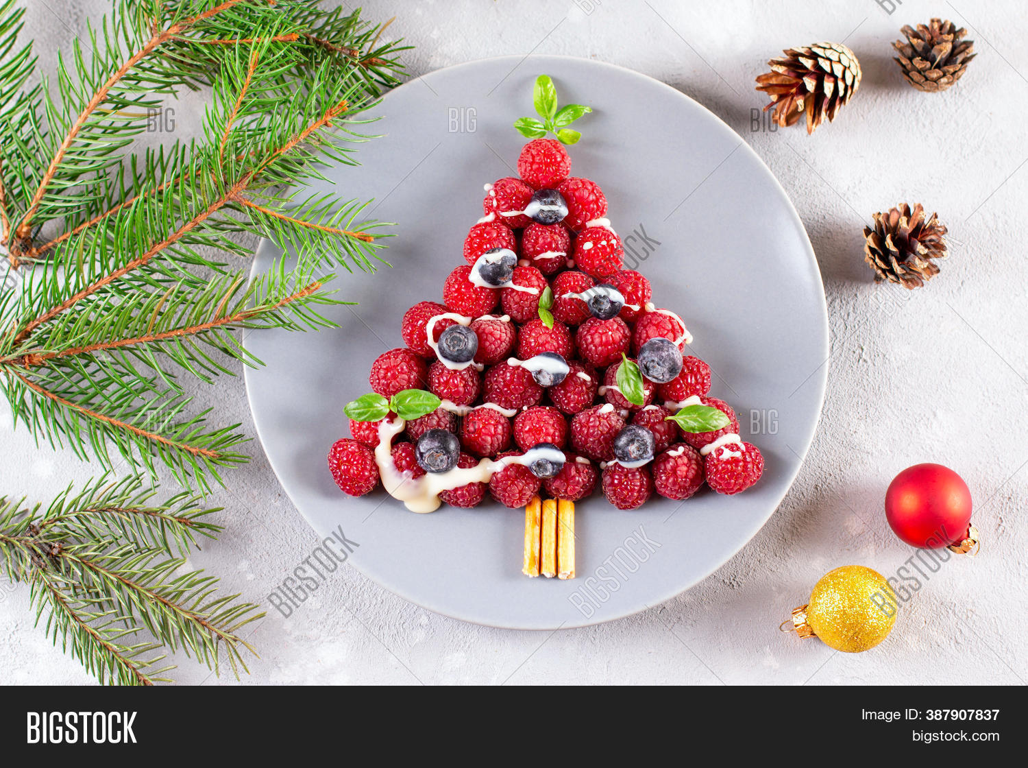 Raspberry Christmas Image & Photo (Free Trial) | Bigstock