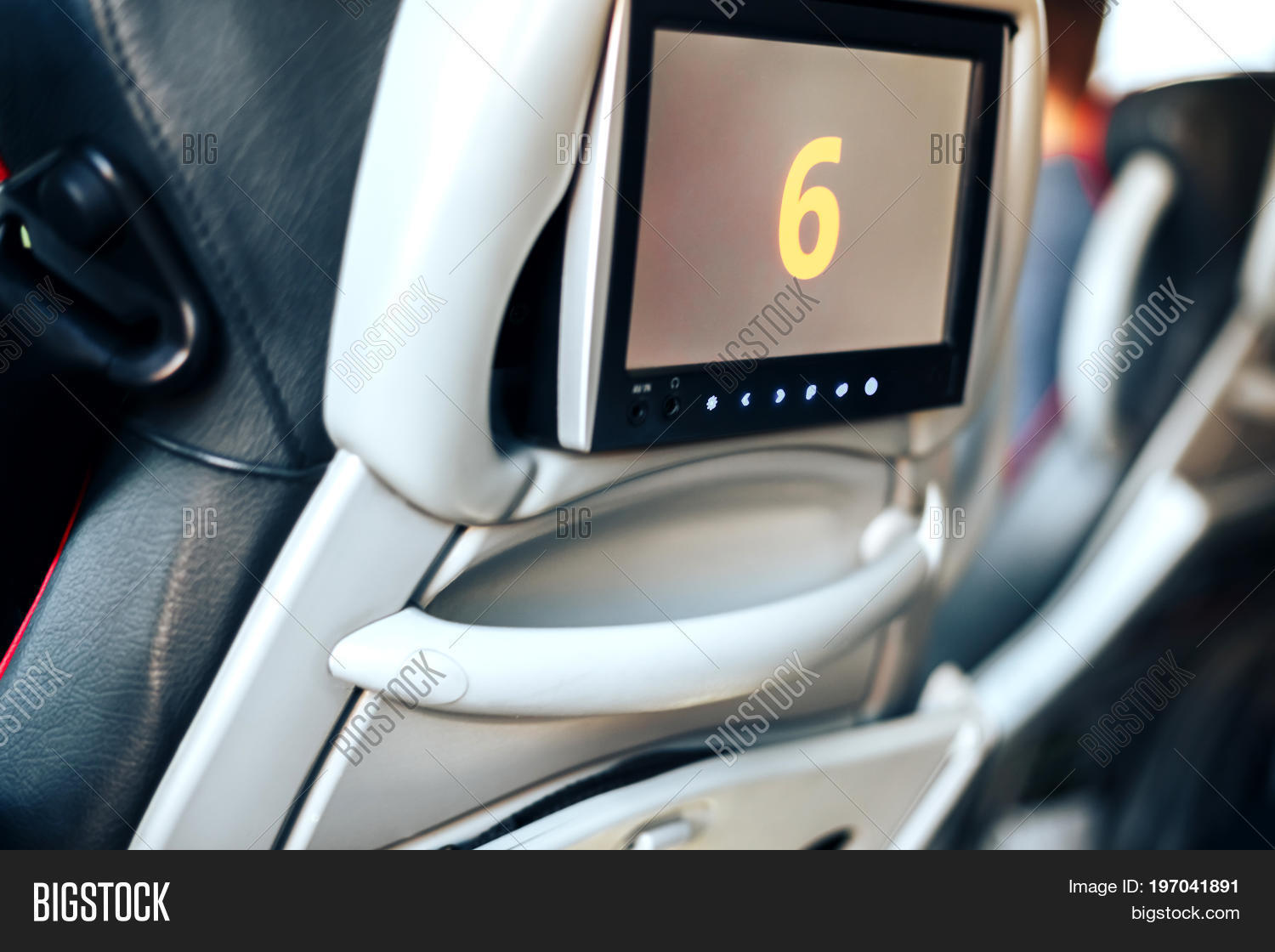 Long-distance Image & Photo (Free Trial) | Bigstock