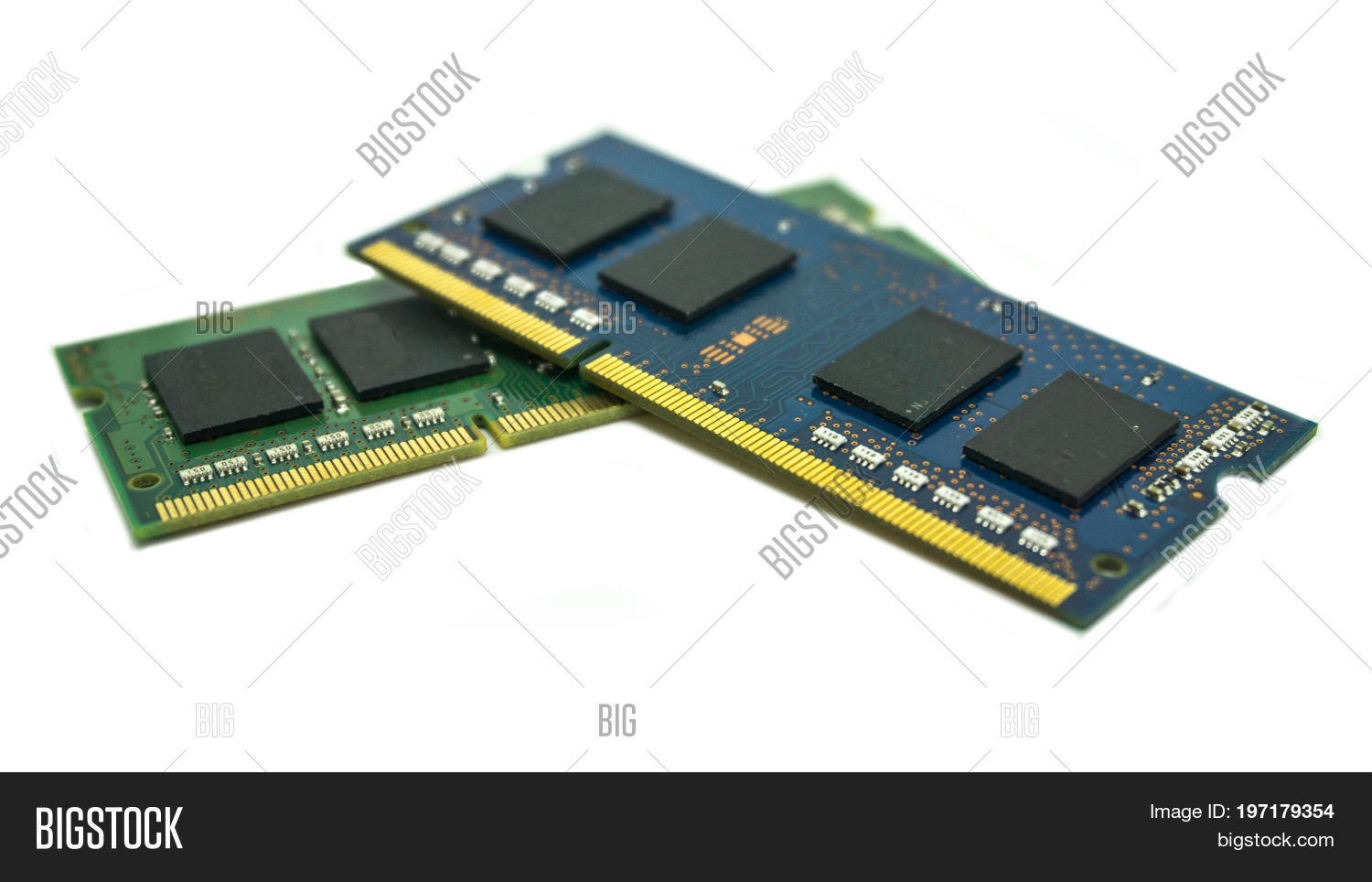 2 -DIMM Laptop Image & Photo (Free Trial) | Bigstock
