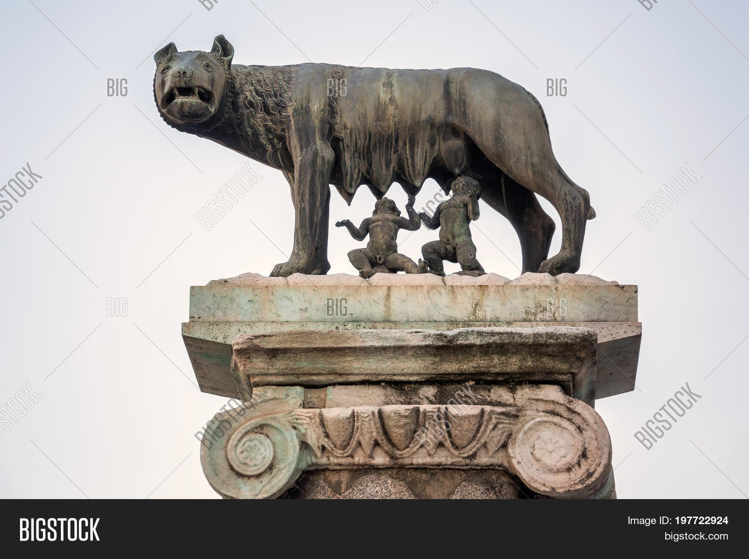 Statue Romulus Remus Image & Photo (Free Trial) | Bigstock