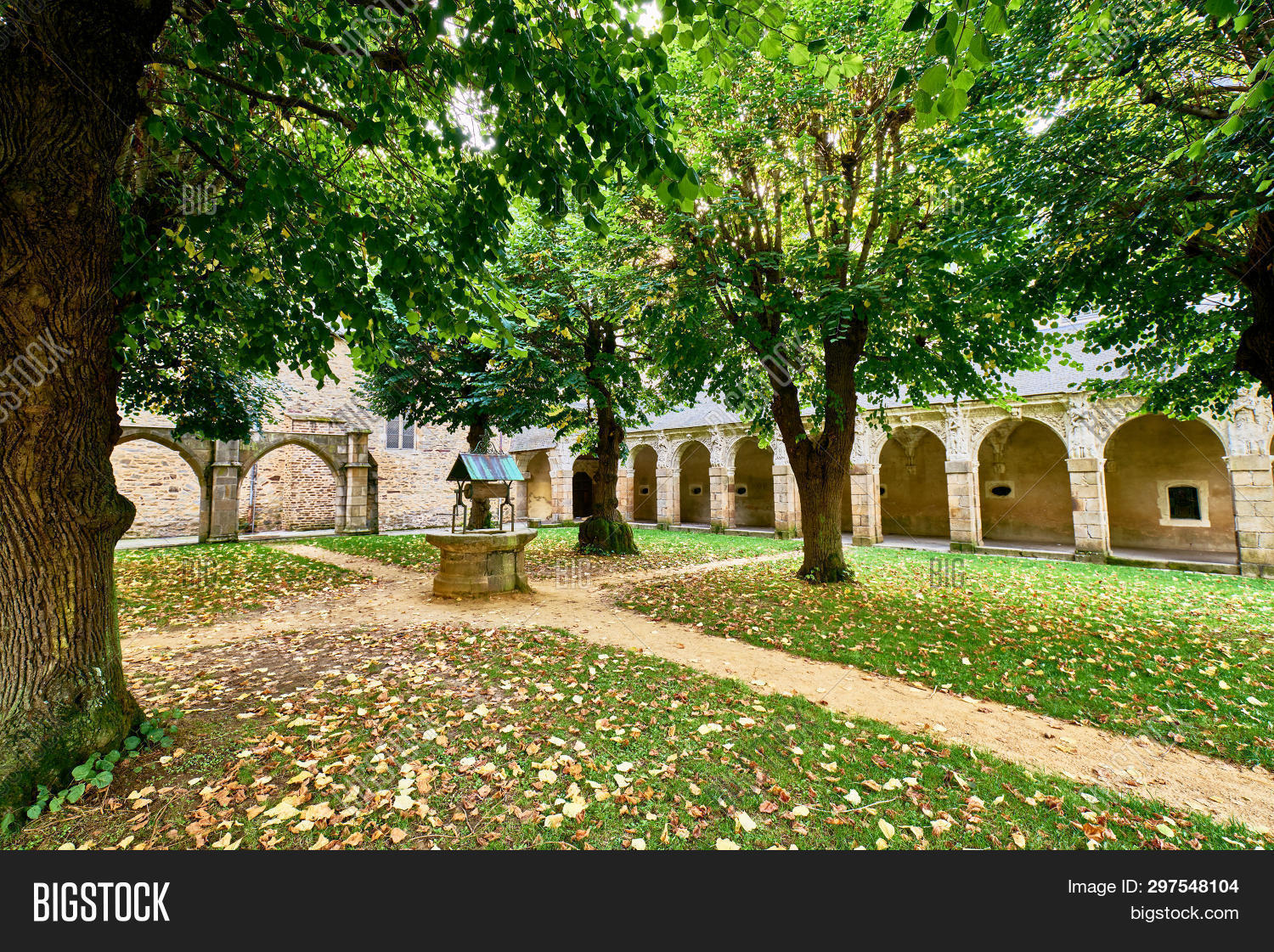 Thabor Park (le Parc Image & Photo (Free Trial) | Bigstock