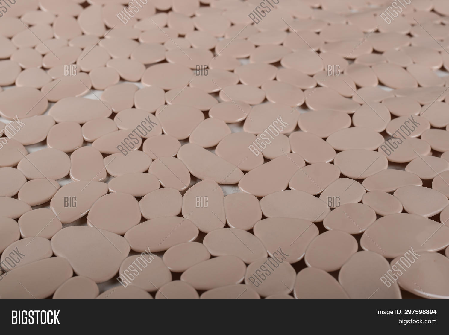 Brown Rubber Mat Bath Image & Photo (Free Trial) | Bigstock