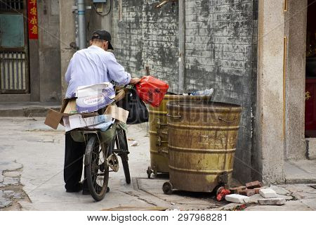 Chinese Old Man Trash Image & Photo (Free Trial) | Bigstock