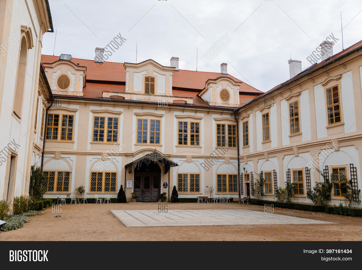 Loucen Rococo Castle Image & Photo (Free Trial) | Bigstock