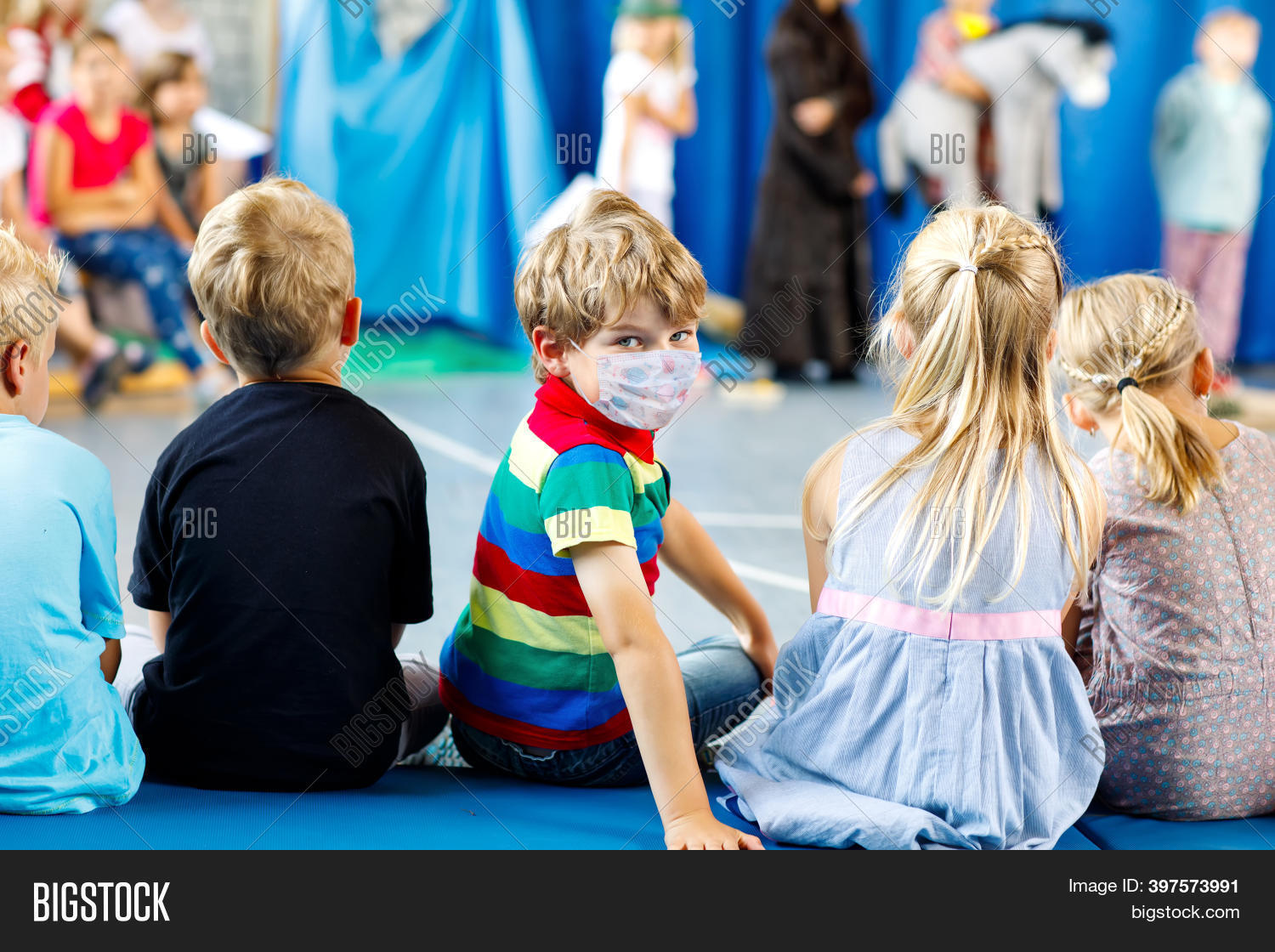 Children Watching Image & Photo (Free Trial) | Bigstock