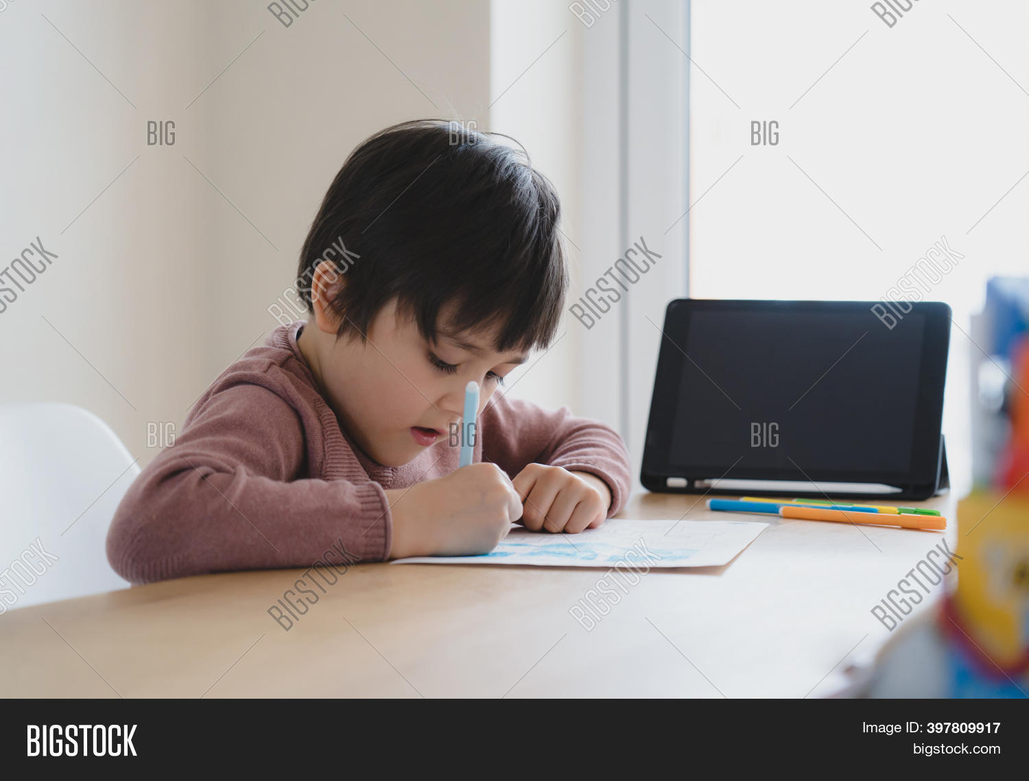 Kid Self Isolation Image & Photo (Free Trial) | Bigstock