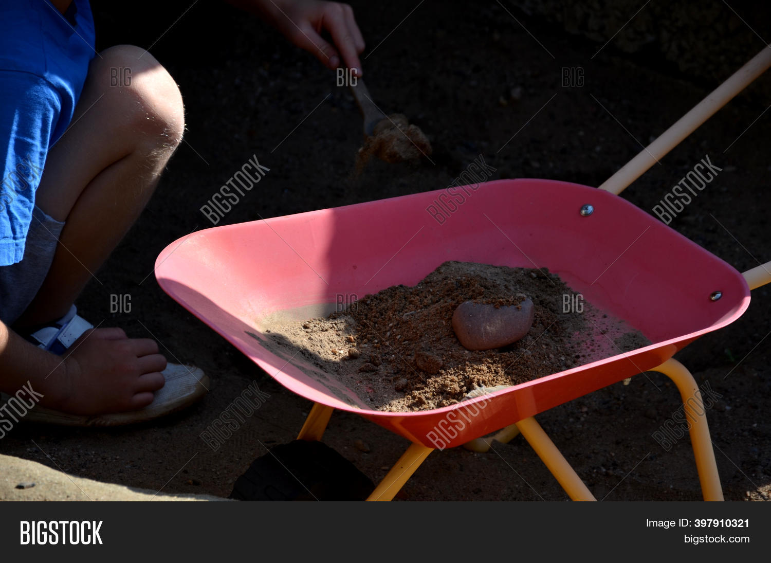 Little Boy Scoops Sand Image & Photo (Free Trial) | Bigstock