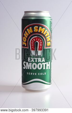 Can John Smiths Image & Photo (Free Trial) | Bigstock