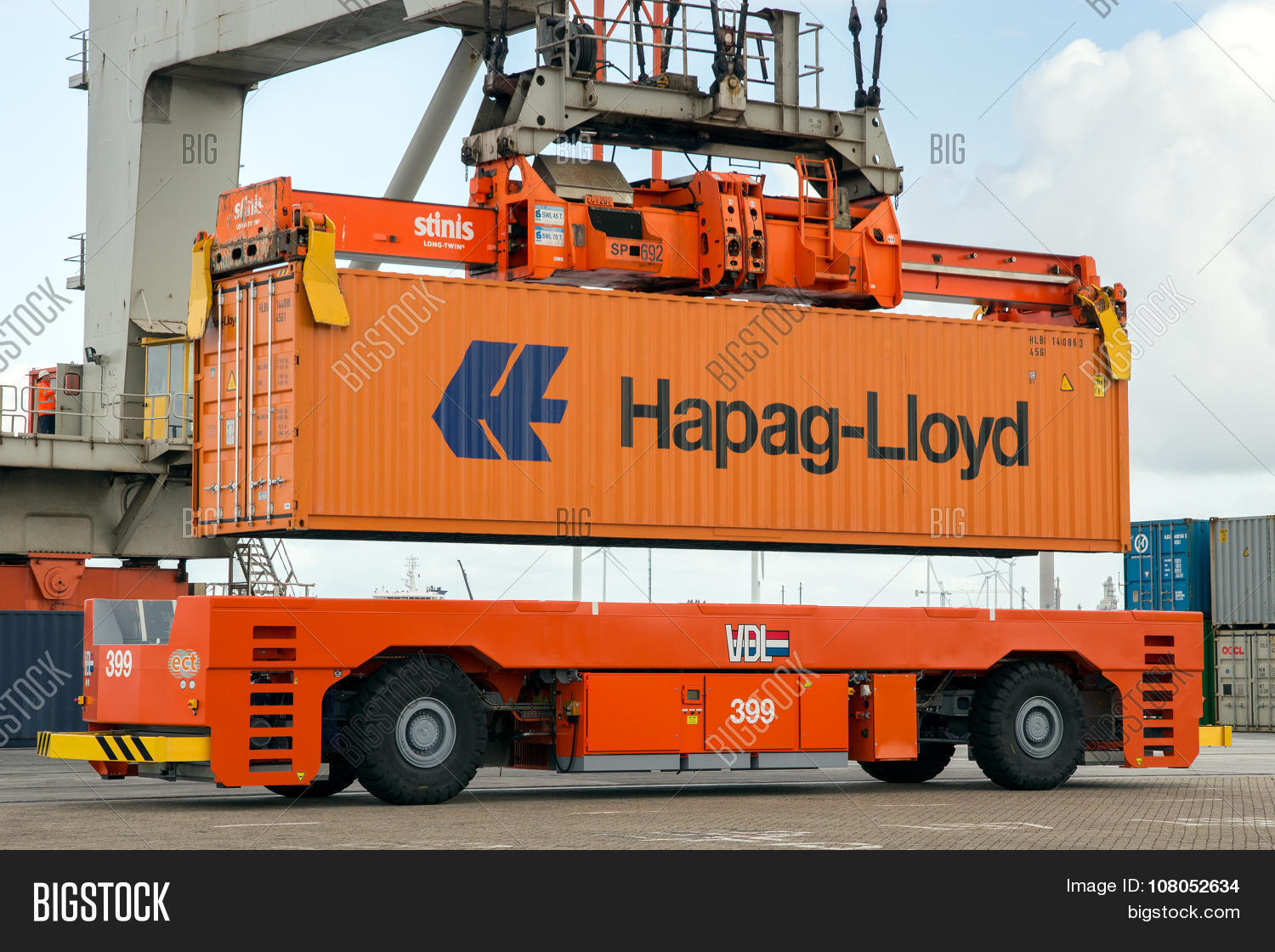 Sea Container Crane Image & Photo (Free Trial) | Bigstock