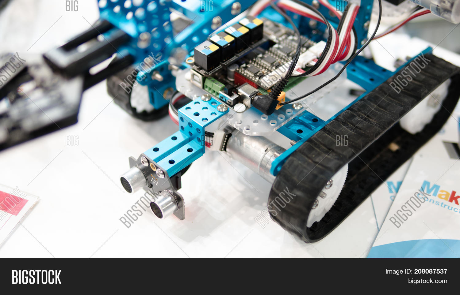 Electronic Robots Image & Photo (Free Trial) | Bigstock