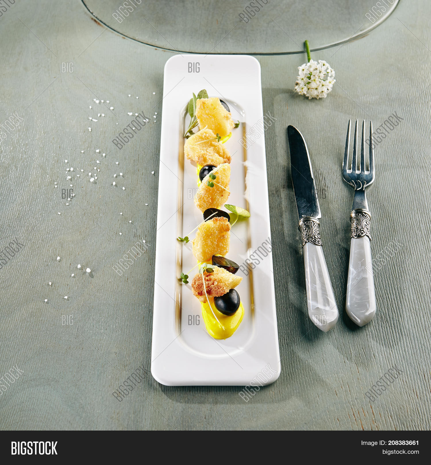 Restaurant Hot Starter Image & Photo (Free Trial) | Bigstock
