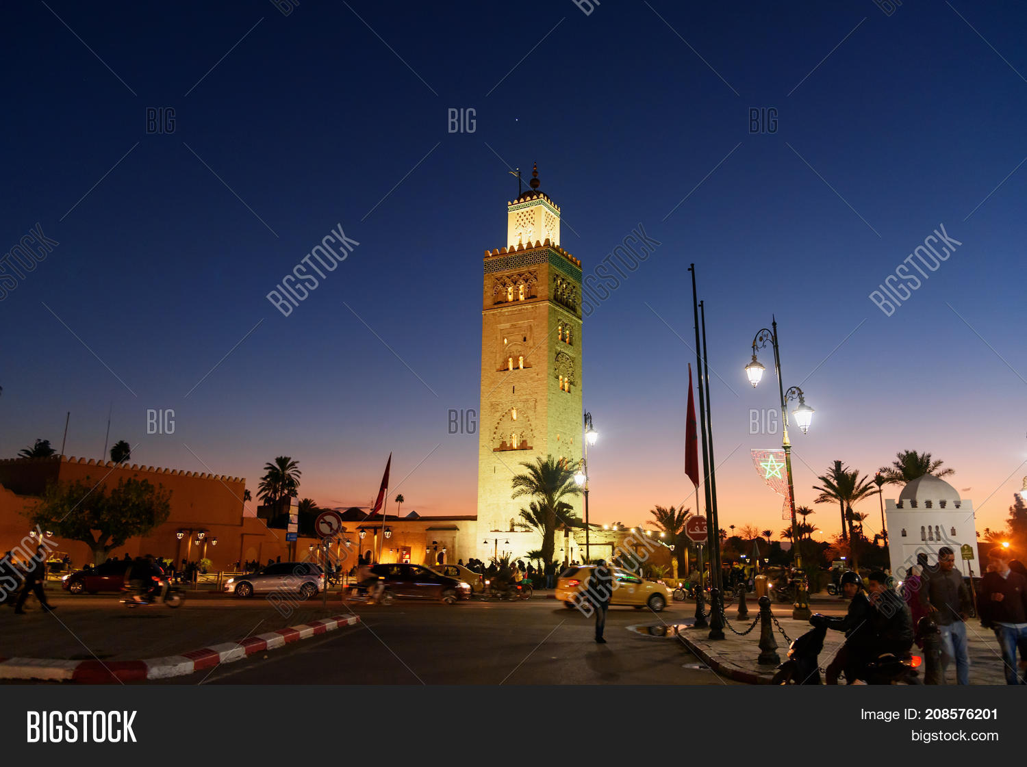Koutoubia Mosque Image & Photo (Free Trial) | Bigstock