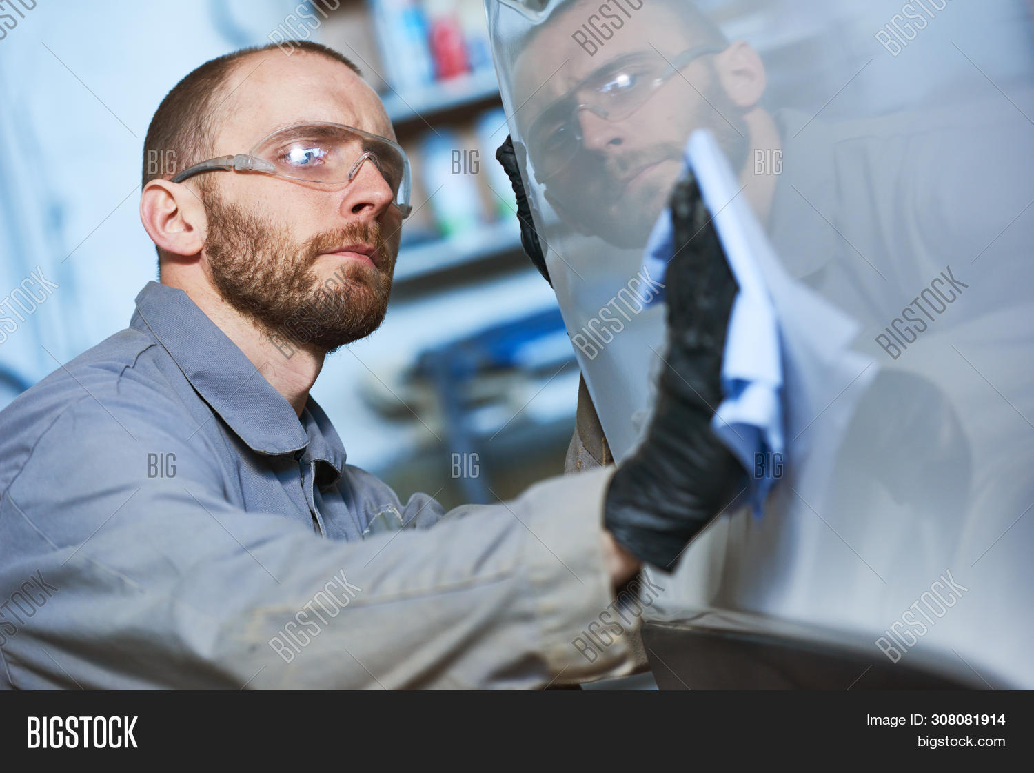Repair Man Worker Image & Photo (Free Trial) | Bigstock