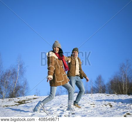 Couple In Winter Images, Illustrations & Vectors (Free) - Bigstock