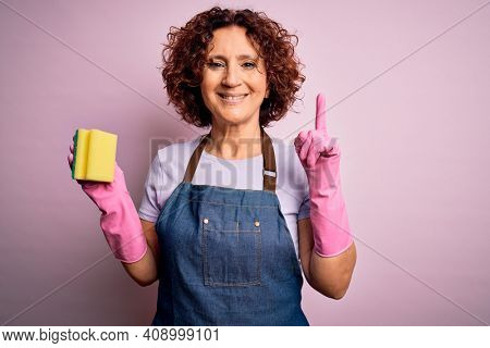 Imagen y foto Middle Age Curly (prueba gratis) | Bigstock