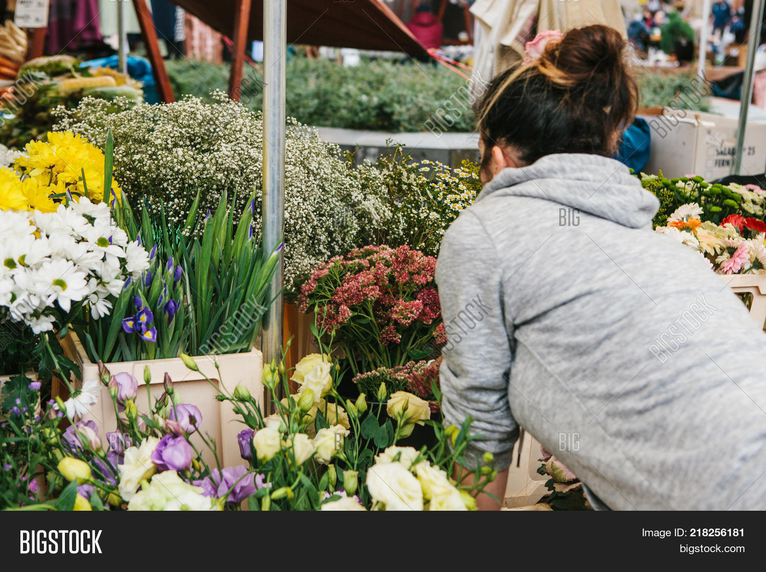 Small Business Selling Image & Photo (Free Trial) | Bigstock