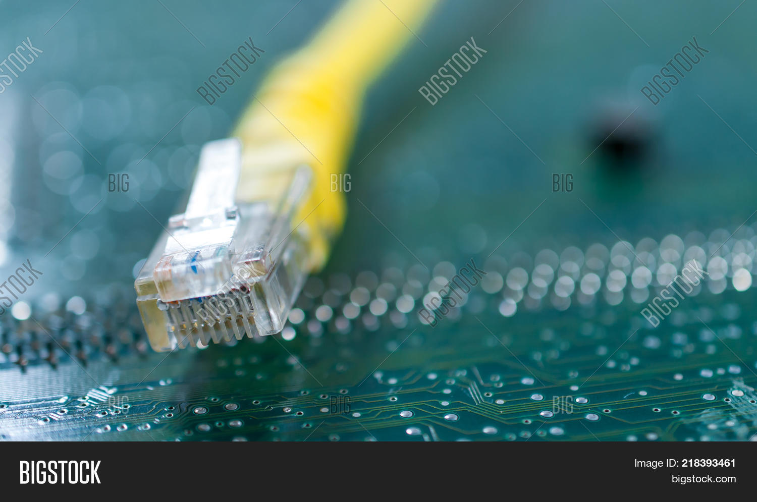Yellow Internet Switch Image & Photo (Free Trial) | Bigstock