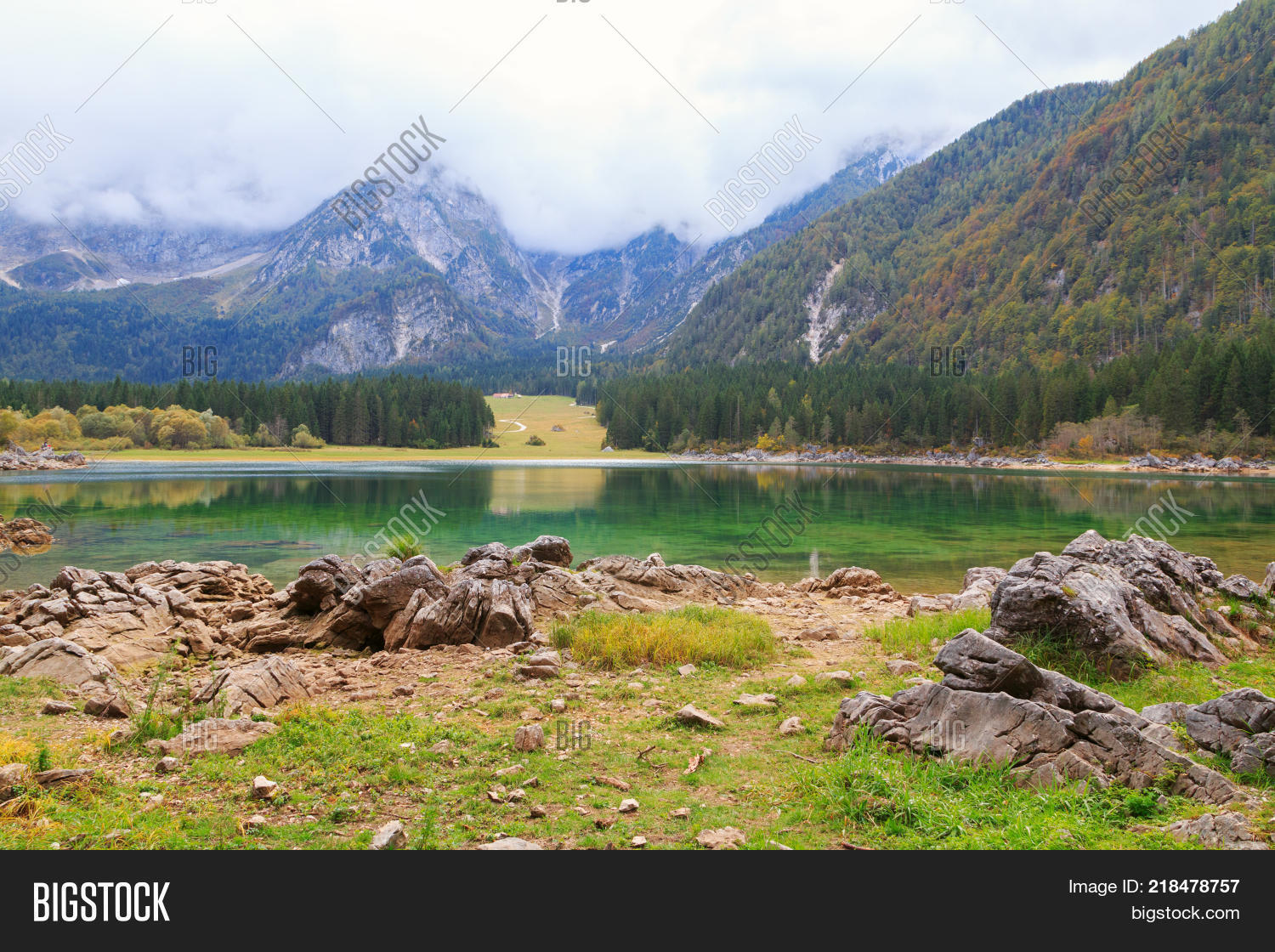 Beautiful Lago Di Image & Photo (Free Trial) | Bigstock