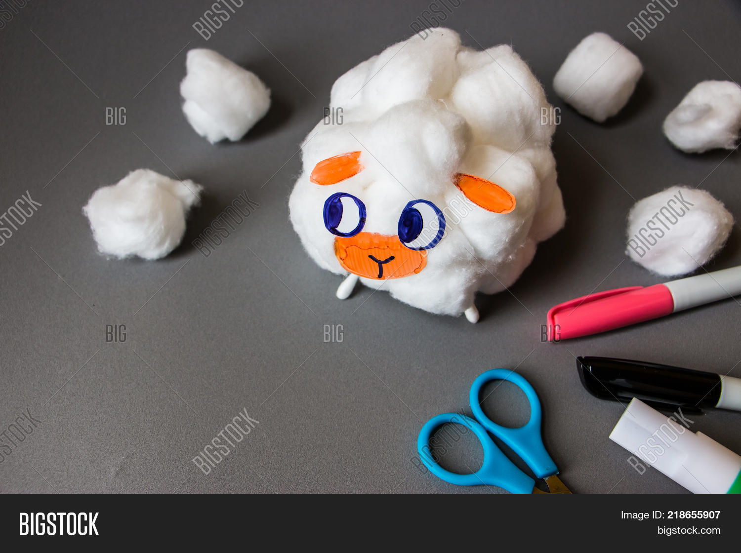 Do Yourself Handmade Image & Photo (Free Trial) | Bigstock