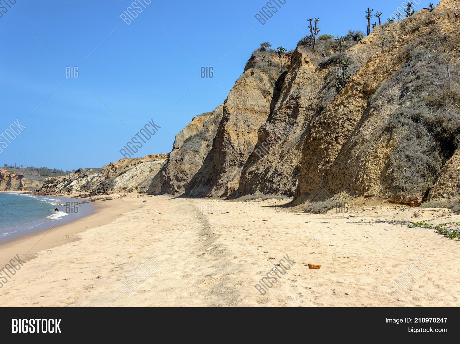 Sangano Beach Luanda Image & Photo (Free Trial) | Bigstock
