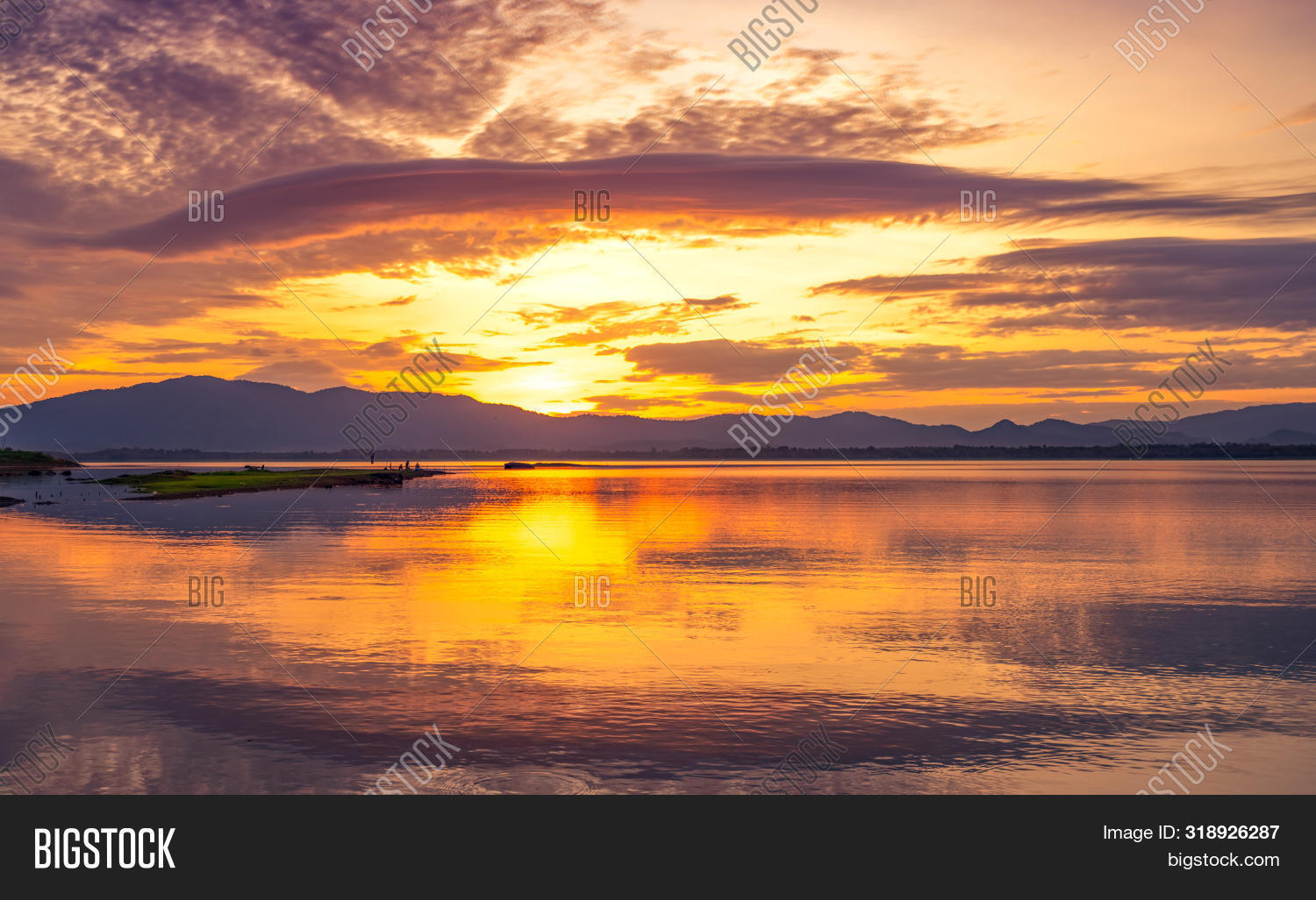 Beautiful Golden Sky Image & Photo (Free Trial) | Bigstock