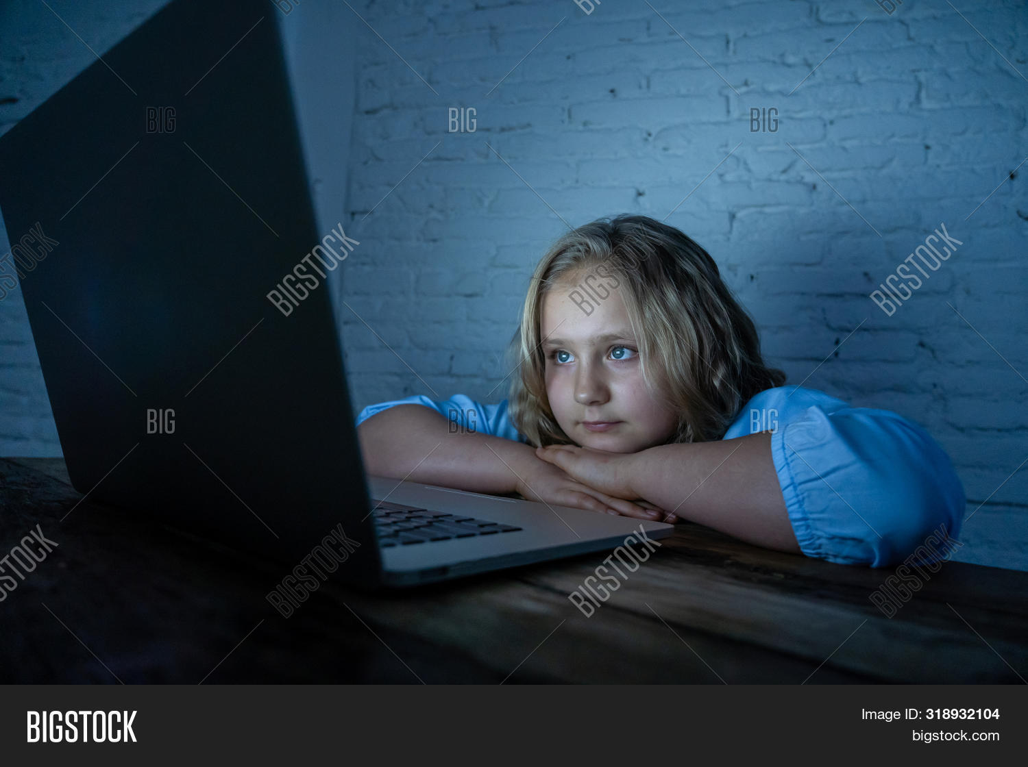 Scared Sad Girl Image & Photo (Free Trial) | Bigstock