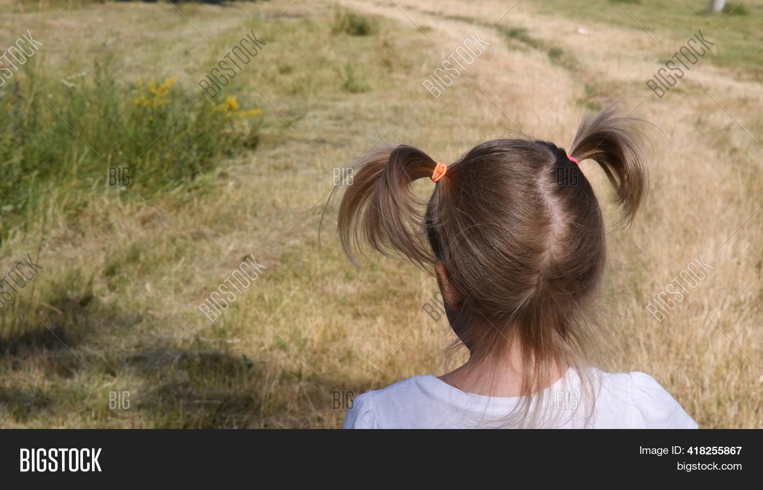 Toddler Girl Back Image & Photo (Free Trial) | Bigstock