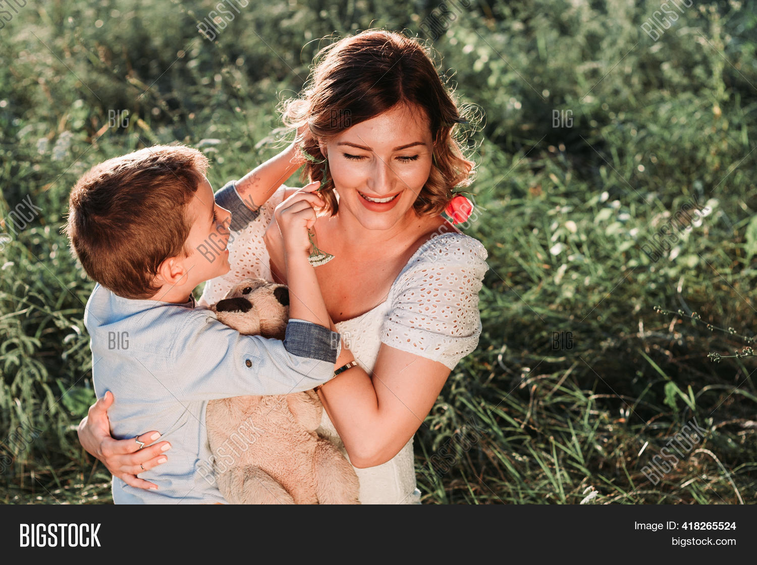 Beautiful Young Mom Image & Photo (Free Trial) | Bigstock