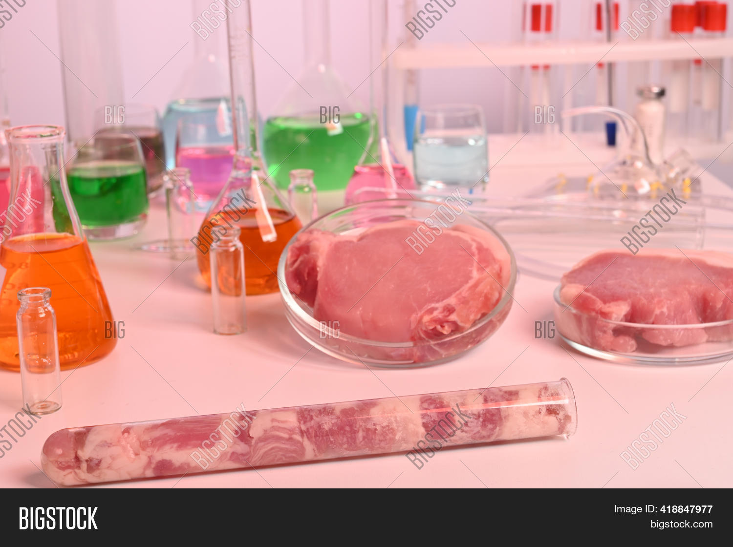Imagen y foto Gmo Beef Meat Grown (prueba gratis) | Bigstock