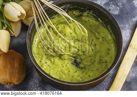 Boil Cream About 3-5 Image & Photo (Free Trial) | Bigstock