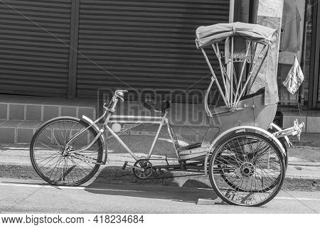 Old Bike Rickshaw Image & Photo (Free Trial) | Bigstock