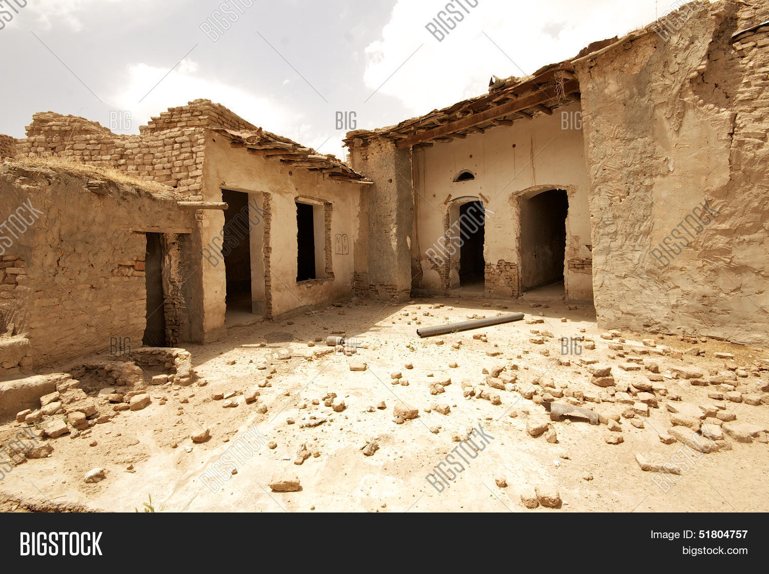 Stone Clay House Arbil Image & Photo (Free Trial) | Bigstock