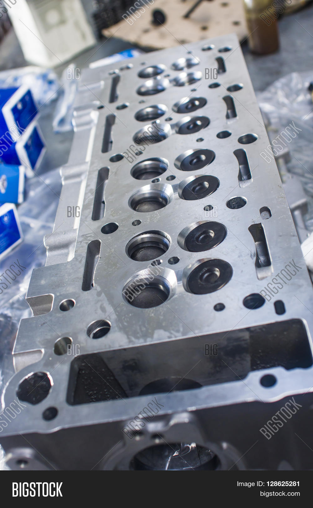 New Cylinder Head Image & Photo (Free Trial) | Bigstock