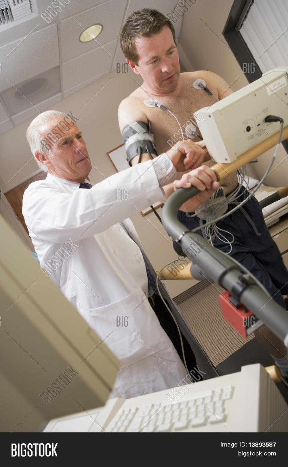 Doctor Monitoring Image & Photo (Free Trial) | Bigstock